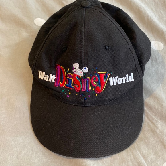 Disney | Accessories | Vintage Walt Disney World Snapback Hat | Poshmark
